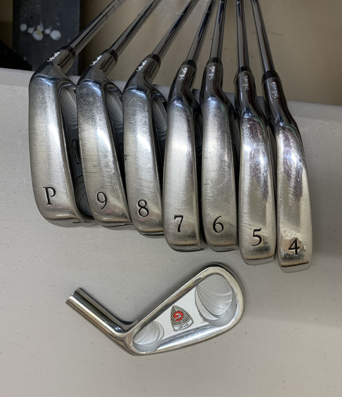 SOLD Golfsmith P2 iron heads only - GolfBuzz