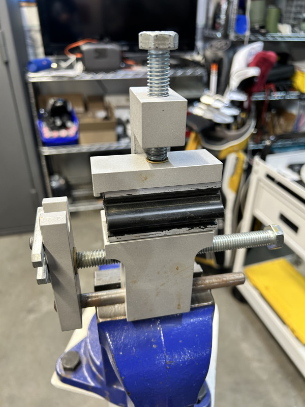 Shaft Extractor - GolfBuzz
